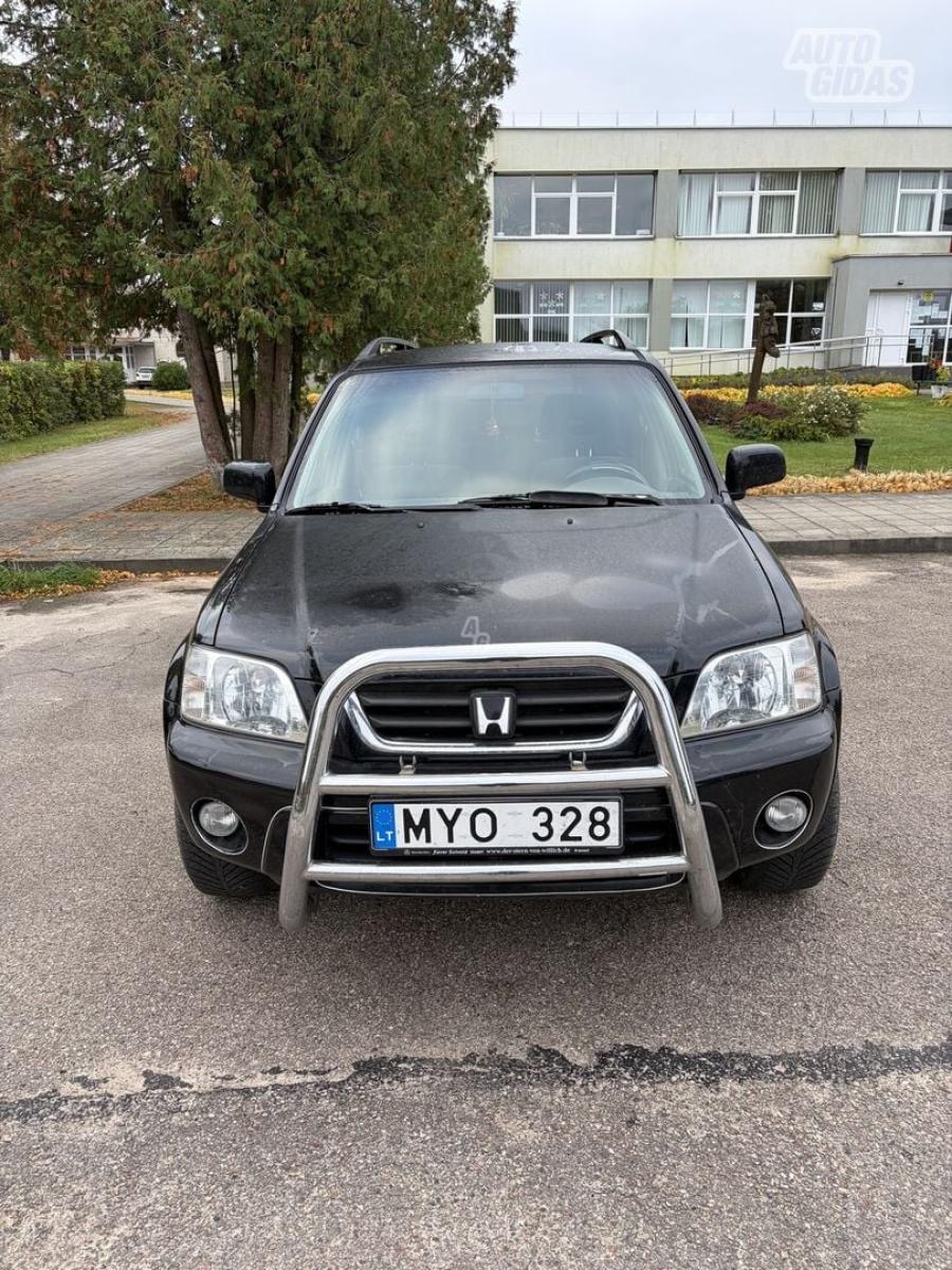 Honda CR-V 2000 Alīta, ar dzinēja tilpumu 2.00 L un nobraukumu 272 tūkst. km par 2500 €, foto 1 vietnē AUTOMOTO.COM.LV