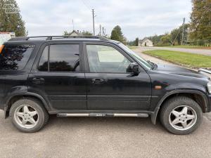 Honda CR-V 2000 Alīta, ar dzinēja tilpumu 2.00 L un nobraukumu 272 tūkst. km par 2500 €, foto 4 vietnē AUTOMOTO.COM.LV