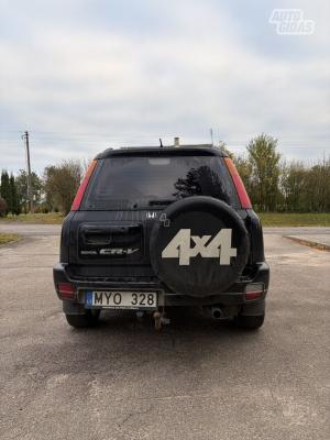 Honda CR-V 2000 Alīta, ar dzinēja tilpumu 2.00 L un nobraukumu 272 tūkst. km par 2500 €, foto 5 vietnē AUTOMOTO.COM.LV