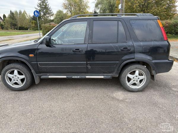 Honda CR-V 2000 in Alytus, with an engine capacity of 2.00 L and mileage of 272 thousand km for 2500 €, photo 7 on AUTOMOTO.COM.LV