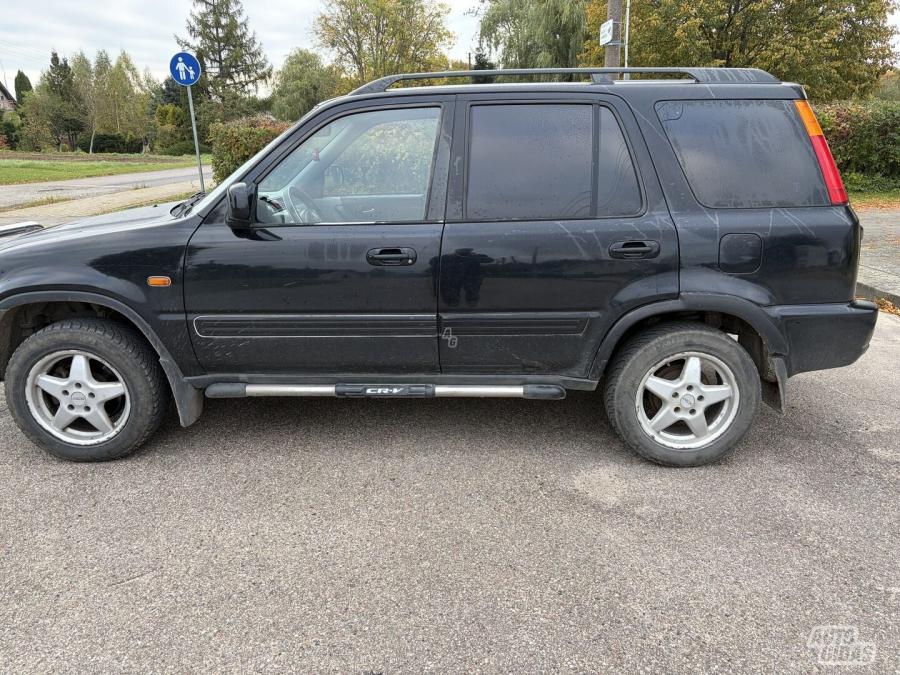 Honda CR-V 2000 Alīta, ar dzinēja tilpumu 2.00 L un nobraukumu 272 tūkst. km par 2500 €, foto 7 vietnē AUTOMOTO.COM.LV