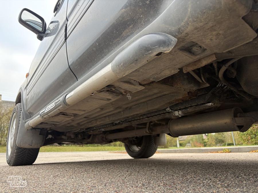 Honda CR-V 2000 Alīta, ar dzinēja tilpumu 2.00 L un nobraukumu 272 tūkst. km par 2500 €, foto 8 vietnē AUTOMOTO.COM.LV