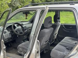 Honda CR-V 2001 Daugavpils, ar dzinēja tilpumu 2.00 L un nobraukumu 279 tūkst. km par 730 €, foto 8 vietnē AUTOMOTO.COM.LV