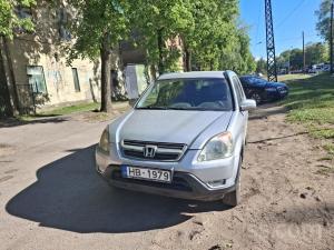 Honda CR-V 2002 Rīga, ar dzinēja tilpumu 2.00 L un nobraukumu 250 tūkst. km par 1200 €, foto 9 vietnē AUTOMOTO.COM.LV
