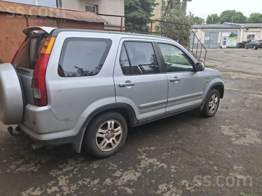 Honda CR-V 2002 Rīga, ar dzinēja tilpumu 2.00 L un nobraukumu 250 tūkst. km par 1200 €, foto 10 vietnē AUTOMOTO.COM.LV