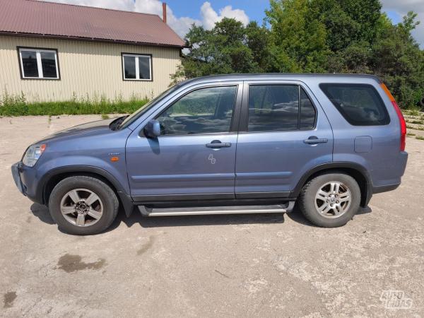 Honda CR-V 2002 in Kelme, with an engine capacity of 2.00 L and mileage of 350 thousand km for 1350 €, photo 2 on AUTOMOTO.COM.LV