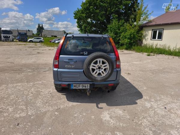 Honda CR-V 2002 in Kelme, with an engine capacity of 2.00 L and mileage of 350 thousand km for 1350 €, photo 4 on AUTOMOTO.COM.LV