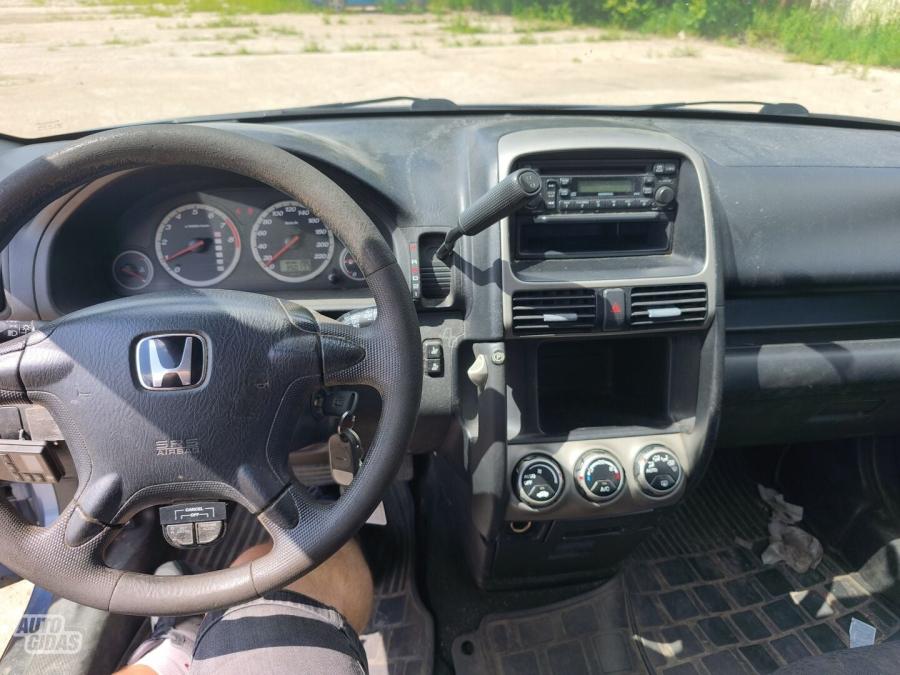 Honda CR-V 2002 Kelmė, ar dzinēja tilpumu 2.00 L un nobraukumu 350 tūkst. km par 1350 €, foto 11 vietnē AUTOMOTO.COM.LV
