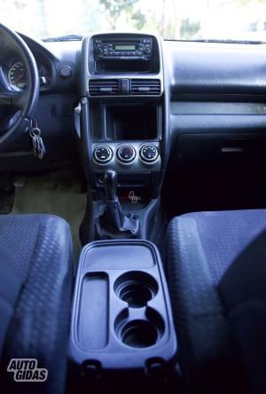 Honda CR-V 2002 in Siauliai, with an engine capacity of 2.00 L and mileage of 312 thousand km for 2000 €, photo 12 on AUTOMOTO.COM.LV