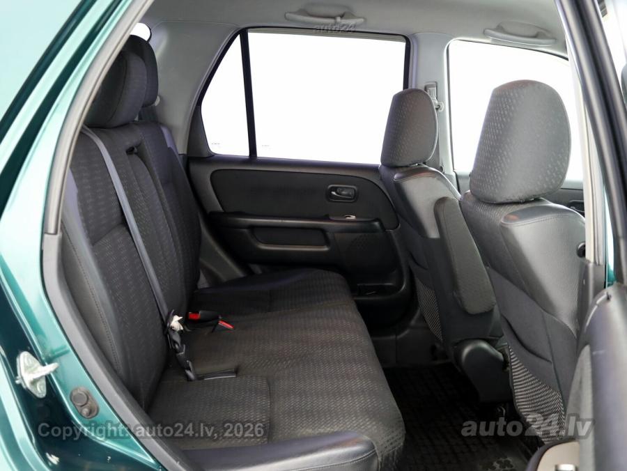 Honda CR-V 2003 Tallina, ar dzinēja tilpumu 2.00 L un nobraukumu 189 tūkst. km par 2299 €, foto 8 vietnē AUTOMOTO.COM.LV