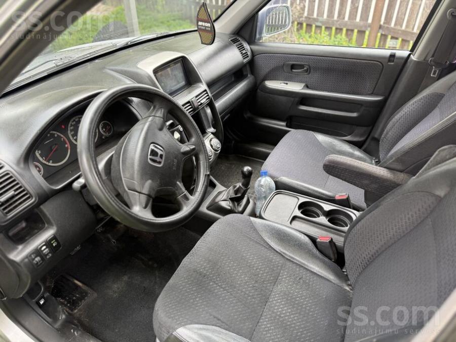 Honda CR-V 2003 Kuldīga, ar dzinēja tilpumu 2.00 L un nobraukumu 457 tūkst. km par 1650 €, foto 10 vietnē AUTOMOTO.COM.LV