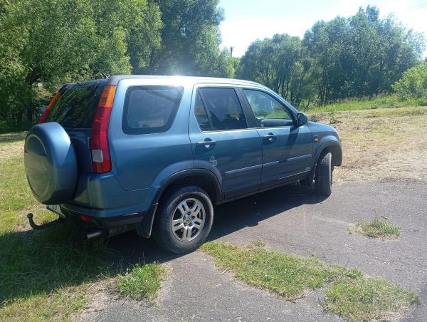 Honda CR-V 2003 in Kaunas, with an engine capacity of 2.00 L and mileage of 320 thousand km for 1250 €, photo 4 on AUTOMOTO.COM.LV