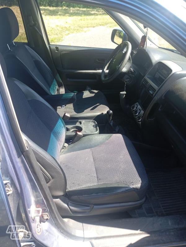 Honda CR-V 2003 in Kaunas, with an engine capacity of 2.00 L and mileage of 320 thousand km for 1250 €, photo 7 on AUTOMOTO.COM.LV