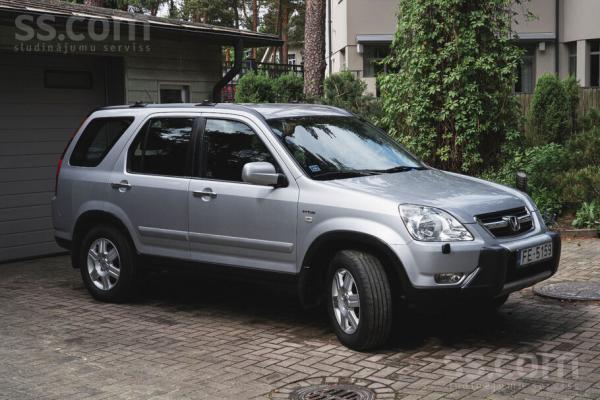 Honda CR-V 2004 Rīga, ar dzinēja tilpumu 2.00 L un nobraukumu 273 tūkst. km par 3900 €, foto 5 vietnē AUTOMOTO.COM.LV