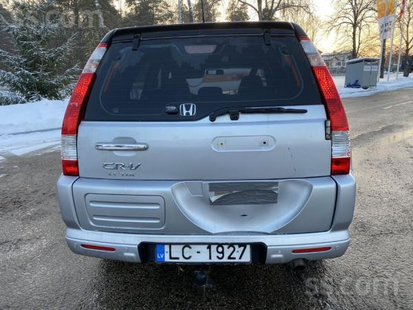 Honda CR-V 2004 in Riga, with an engine capacity of 2.20 L and mileage of 323 thousand km for 2500 €, photo 10 on AUTOMOTO.COM.LV