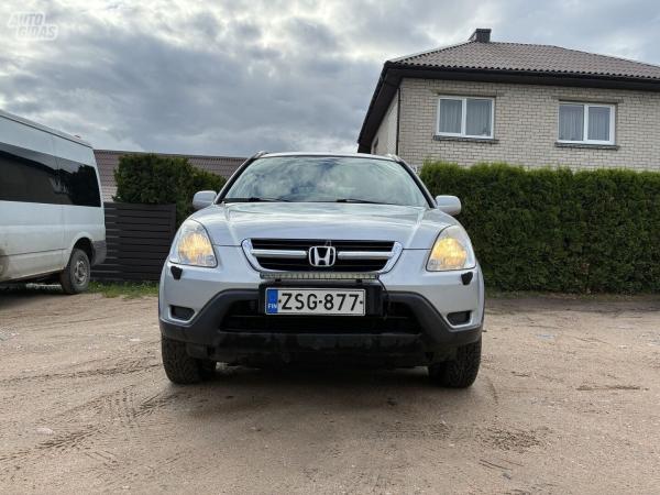 Honda CR-V 2004 in Telschi, with an engine capacity of 2.00 L and mileage of 205 thousand km for 3500 €, photo 2 on AUTOMOTO.COM.LV