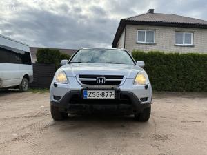 Honda CR-V 2004 in Telschi, with an engine capacity of 2.00 L and mileage of 205 thousand km for 3500 €, photo 3 on AUTOMOTO.COM.LV