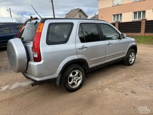 Honda CR-V 2004 in Telschi, with an engine capacity of 2.00 L and mileage of 205 thousand km for 3500 €, photo 5 on AUTOMOTO.COM.LV