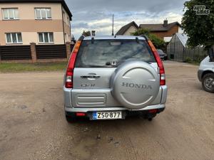 Honda CR-V 2004 in Telschi, with an engine capacity of 2.00 L and mileage of 205 thousand km for 3500 €, photo 7 on AUTOMOTO.COM.LV