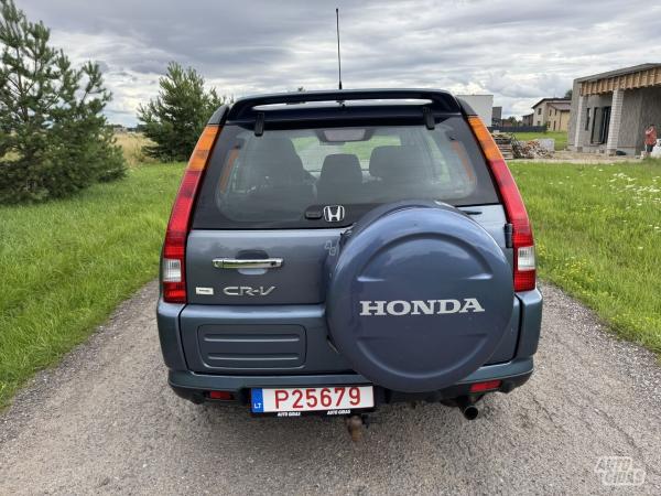 Honda CR-V 2004 in Kaunas, with an engine capacity of 2.00 L and mileage of 300 thousand km for 2900 €, photo 6 on AUTOMOTO.COM.LV