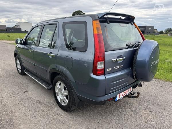 Honda CR-V 2004 in Kaunas, with an engine capacity of 2.00 L and mileage of 300 thousand km for 2850 €, photo 1 on AUTOMOTO.COM.LV
