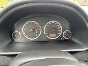 Honda CR-V 2004 in Kaunas, with an engine capacity of 2.00 L and mileage of 300 thousand km for 2850 €, photo 19 on AUTOMOTO.COM.LV