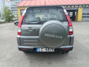 Honda CR-V 2005 Rīga, ar dzinēja tilpumu 2.00 L un nobraukumu 325 tūkst. km par 1750 €, foto 6 vietnē AUTOMOTO.COM.LV