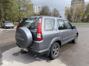 Honda CR-V 2005 Kauņa, ar dzinēja tilpumu 2.00 L un nobraukumu 361 tūkst. km par 1450 €, foto 6 vietnē AUTOMOTO.COM.LV