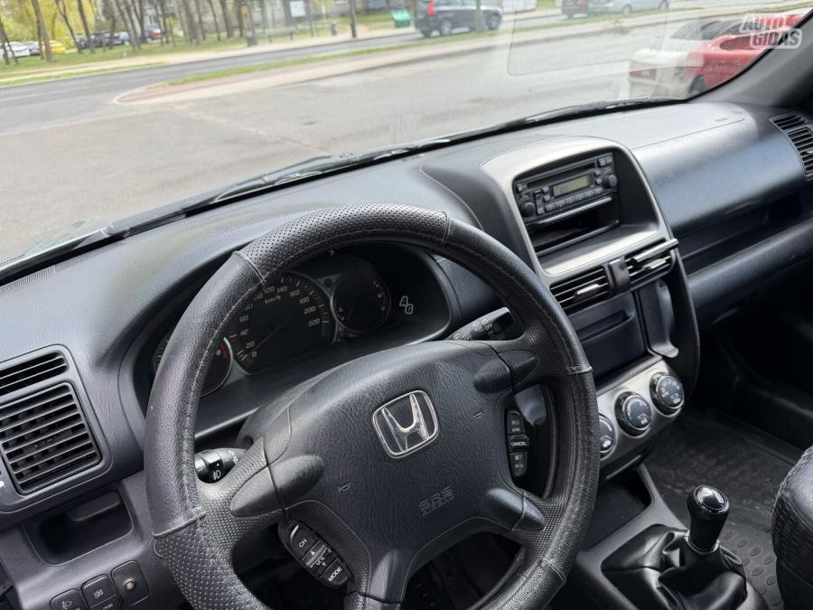 Honda CR-V 2005 Kauņa, ar dzinēja tilpumu 2.00 L un nobraukumu 361 tūkst. km par 1450 €, foto 15 vietnē AUTOMOTO.COM.LV