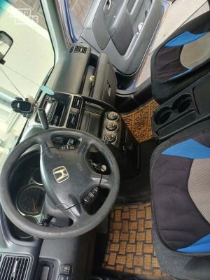 Honda CR-V 2005 Kauņa, ar dzinēja tilpumu 2.00 L un nobraukumu 295 tūkst. km par 3300 €, foto 3 vietnē AUTOMOTO.COM.LV