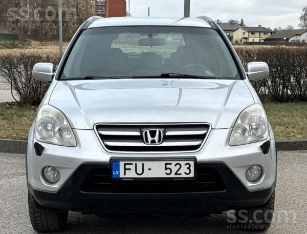 Honda CR-V 2006 Jelgava, ar dzinēja tilpumu 2.00 L un nobraukumu 280 tūkst. km par 2000 €, foto 3 vietnē AUTOMOTO.COM.LV