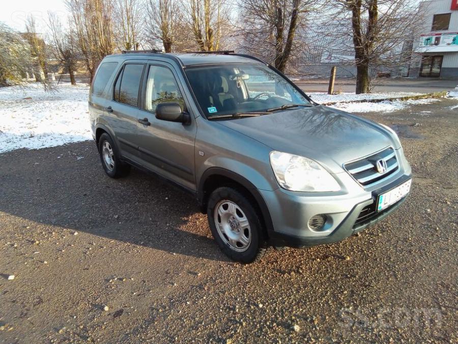 Honda CR-V 2006 in Saldus, with an engine capacity of 2.20 L and mileage of 206 thousand km for 2600 €, photo 2 on AUTOMOTO.COM.LV