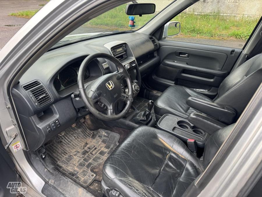 Honda CR-V 2006 Viļņa, ar dzinēja tilpumu 2.20 L un nobraukumu 288 tūkst. km par 1650 €, foto 9 vietnē AUTOMOTO.COM.LV