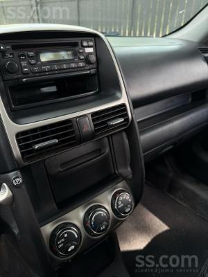 Honda CR-V 2006 in Valmiera, with an engine capacity of 2.20 L and mileage of 250 thousand km for 900 €, photo 5 on AUTOMOTO.COM.LV