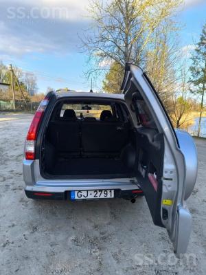 Honda CR-V 2006 in Riga, with an engine capacity of 2.00 L and mileage of 138 thousand km for 3000 €, photo 7 on AUTOMOTO.COM.LV