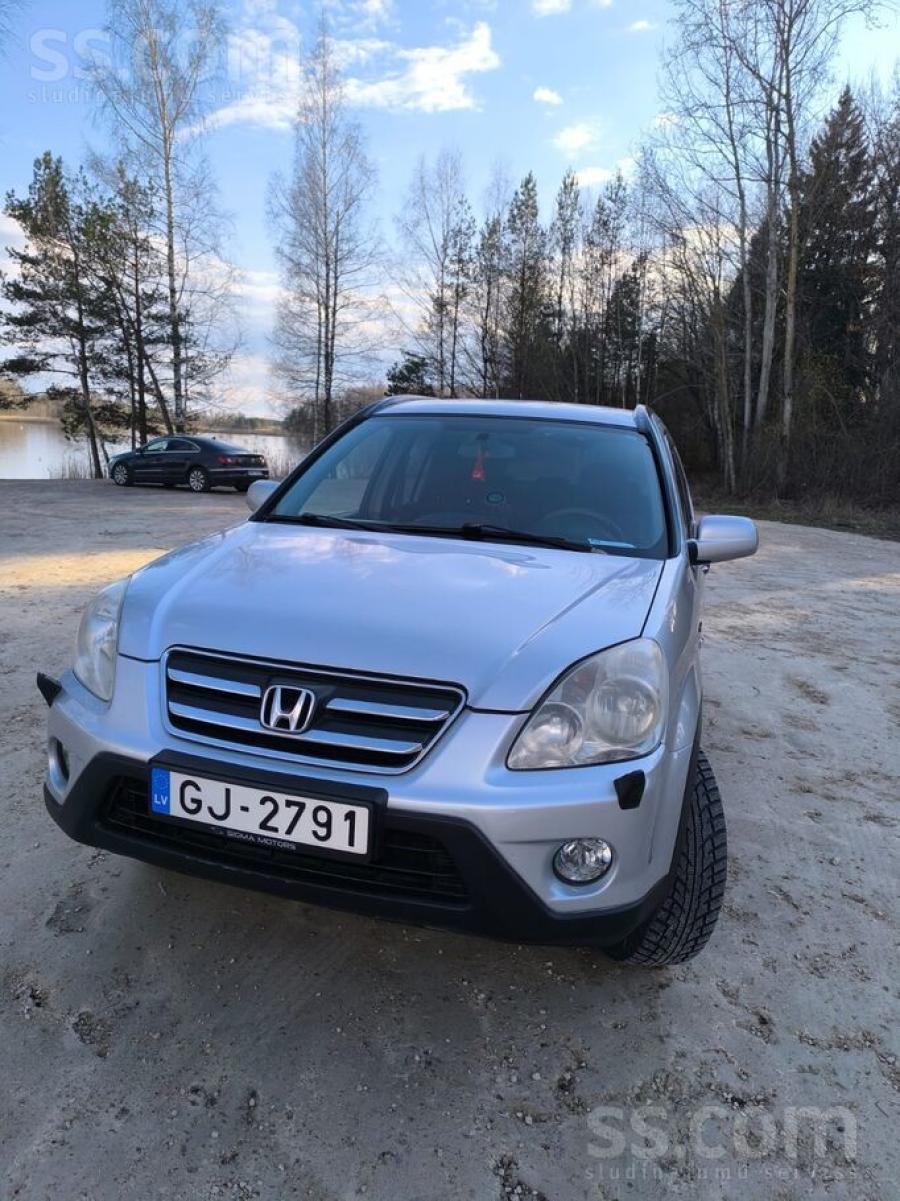 Honda CR-V 2006 in Riga, with an engine capacity of 2.00 L and mileage of 138 thousand km for 3000 €, photo 10 on AUTOMOTO.COM.LV