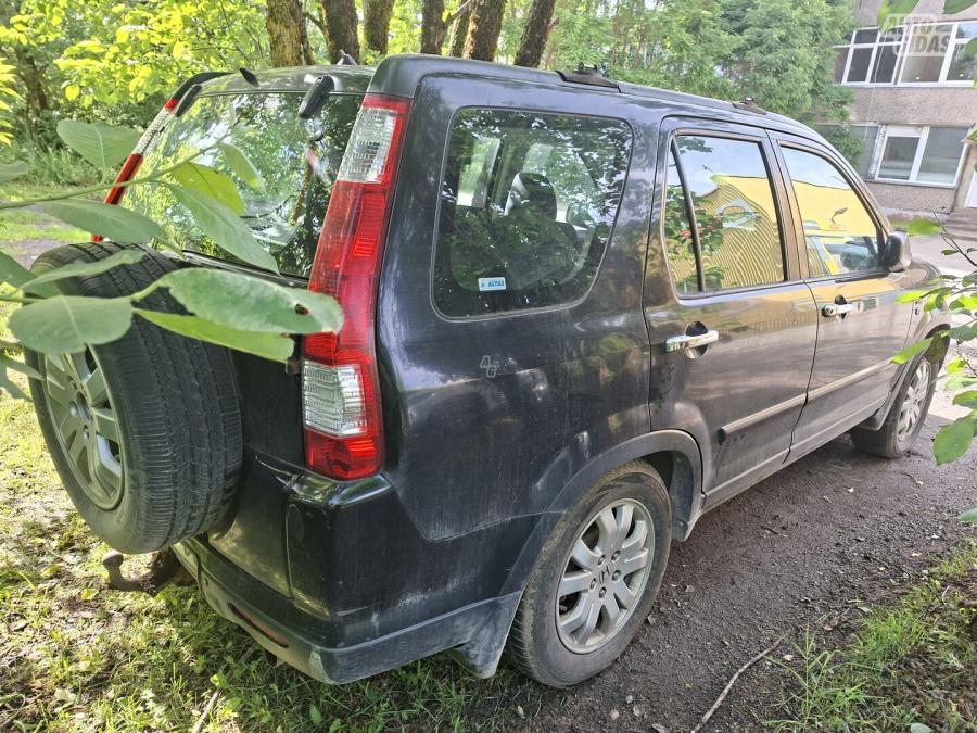 Honda CR-V 2006 in Vilnius, with an engine capacity of 2.00 L and mileage of 214 thousand km for 799 €, photo 1 on AUTOMOTO.COM.LV
