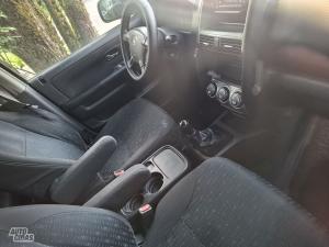 Honda CR-V 2006 in Vilnius, with an engine capacity of 2.00 L and mileage of 214 thousand km for 799 €, photo 3 on AUTOMOTO.COM.LV
