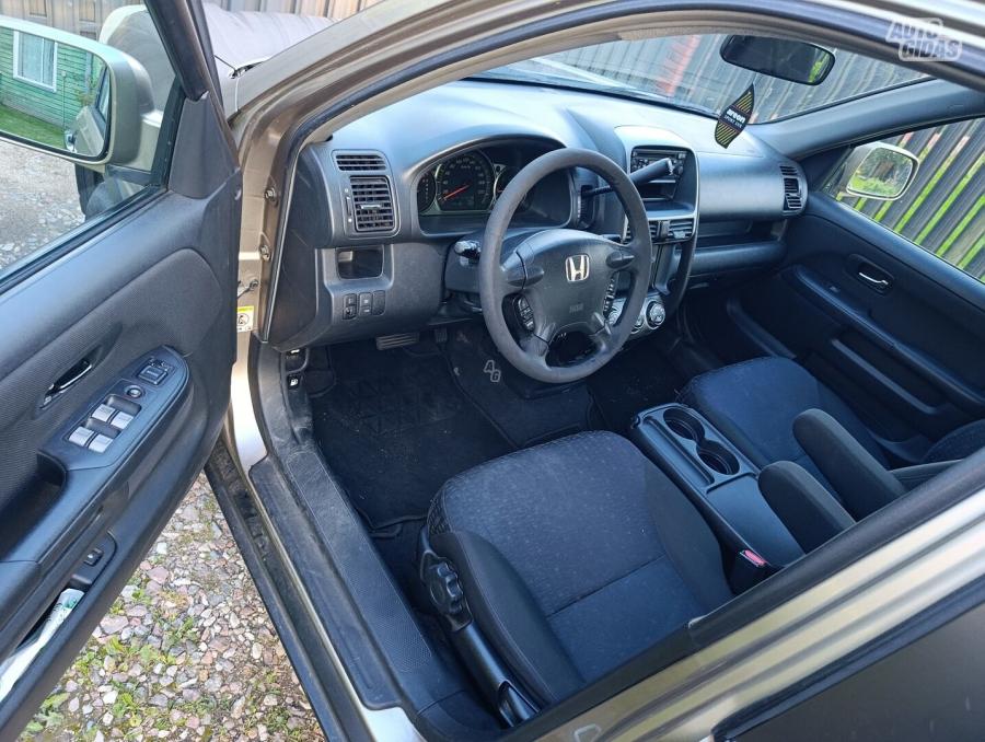 Honda CR-V 2006 Marijampole, ar dzinēja tilpumu 2.00 L un nobraukumu 233 tūkst. km par 2300 €, foto 10 vietnē AUTOMOTO.COM.LV