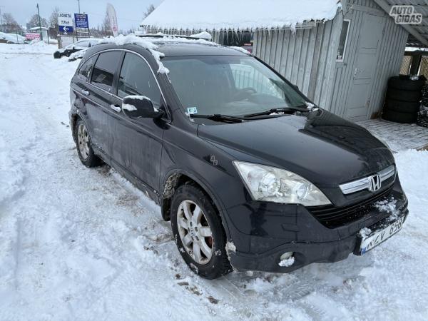 Honda CR-V 2007 in Kretinga, with an engine capacity of 2.00 L and mileage of 490 thousand km for 2350 €, photo 2 on AUTOMOTO.COM.LV