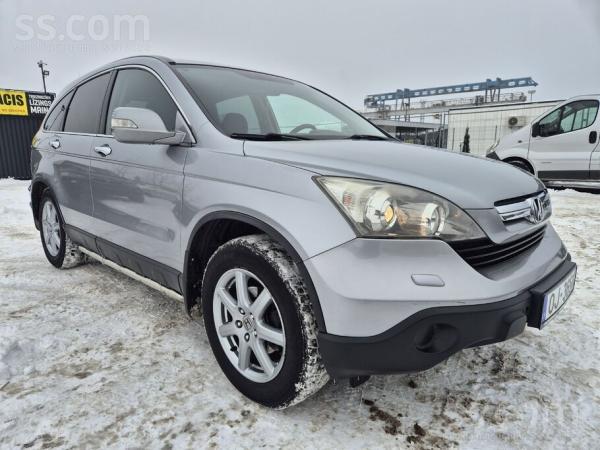 Honda CR-V 2007 Liepāja, ar dzinēja tilpumu 2.20 L un nobraukumu 292 tūkst. km par 5300 €, foto 3 vietnē AUTOMOTO.COM.LV