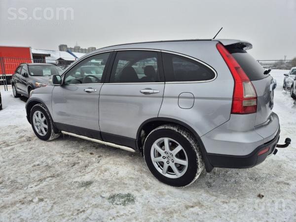 Honda CR-V 2007 Liepāja, ar dzinēja tilpumu 2.20 L un nobraukumu 292 tūkst. km par 5300 €, foto 6 vietnē AUTOMOTO.COM.LV