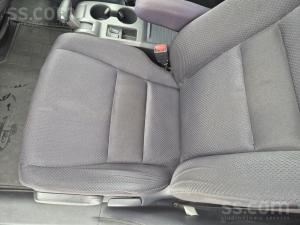 Honda CR-V 2007 in Liepaja, with an engine capacity of 2.20 L and mileage of 292 thousand km for 5300 €, photo 9 on AUTOMOTO.COM.LV