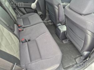 Honda CR-V 2007 in Liepaja, with an engine capacity of 2.20 L and mileage of 292 thousand km for 5300 €, photo 15 on AUTOMOTO.COM.LV