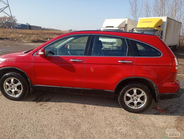 Honda CR-V 2007 Kauņa, ar dzinēja tilpumu 2.20 L un nobraukumu 320 tūkst. km par 2200 €, foto 3 vietnē AUTOMOTO.COM.LV
