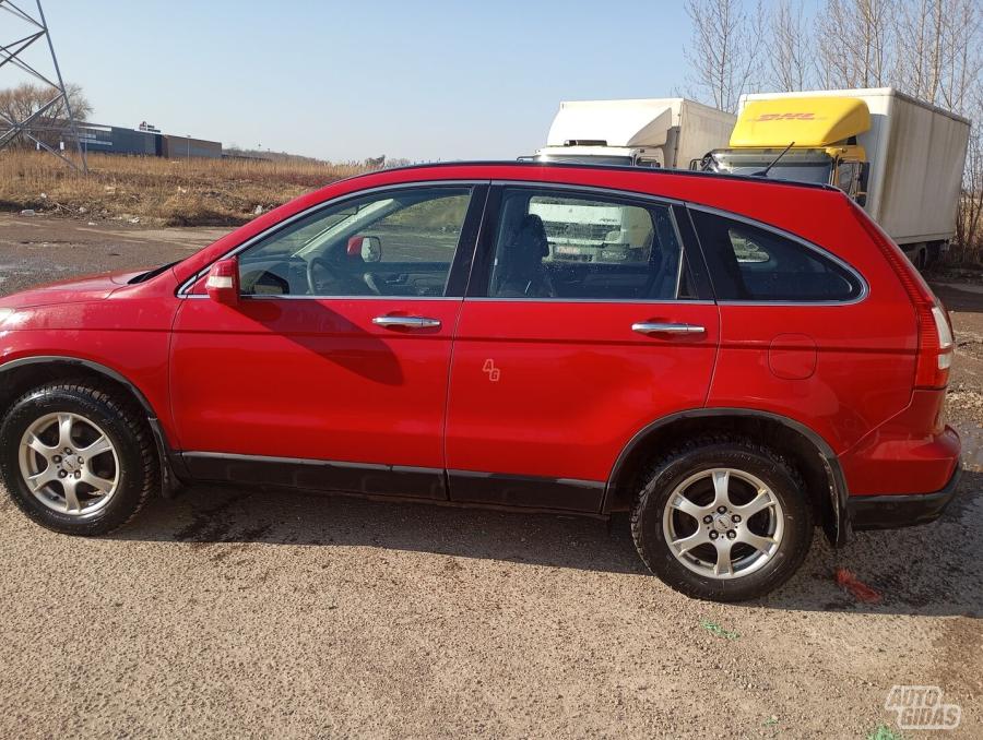 Honda CR-V 2007 Kauņa, ar dzinēja tilpumu 2.20 L un nobraukumu 320 tūkst. km par 2200 €, foto 4 vietnē AUTOMOTO.COM.LV