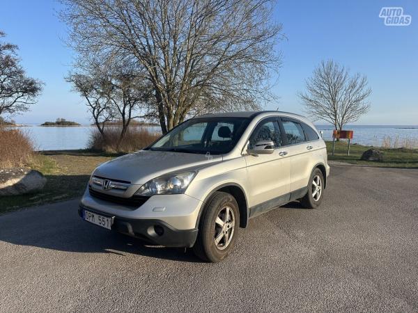 Honda CR-V 2007 in Kaunas, with an engine capacity of 2.20 L and mileage of 334 thousand km for 2700 €, photo 1 on AUTOMOTO.COM.LV