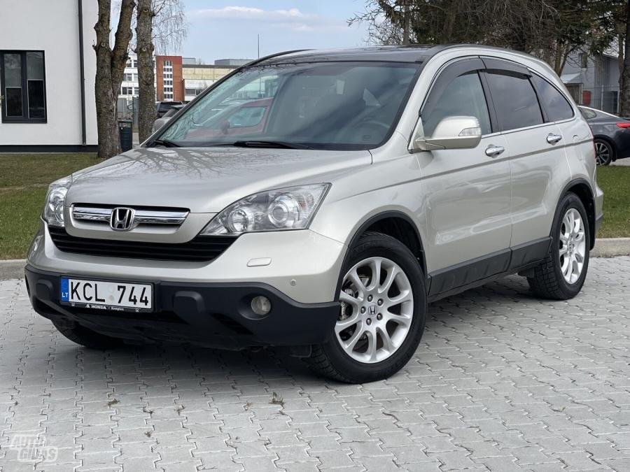 Honda CR-V 2007 Šauļi, ar dzinēja tilpumu 2.20 L un nobraukumu 293 tūkst. km par 3750 €, foto 1 vietnē AUTOMOTO.COM.LV