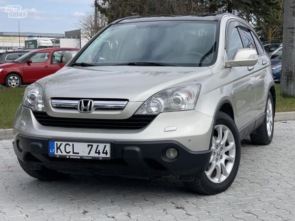 Honda CR-V 2007 Šauļi, ar dzinēja tilpumu 2.20 L un nobraukumu 293 tūkst. km par 3750 €, foto 2 vietnē AUTOMOTO.COM.LV