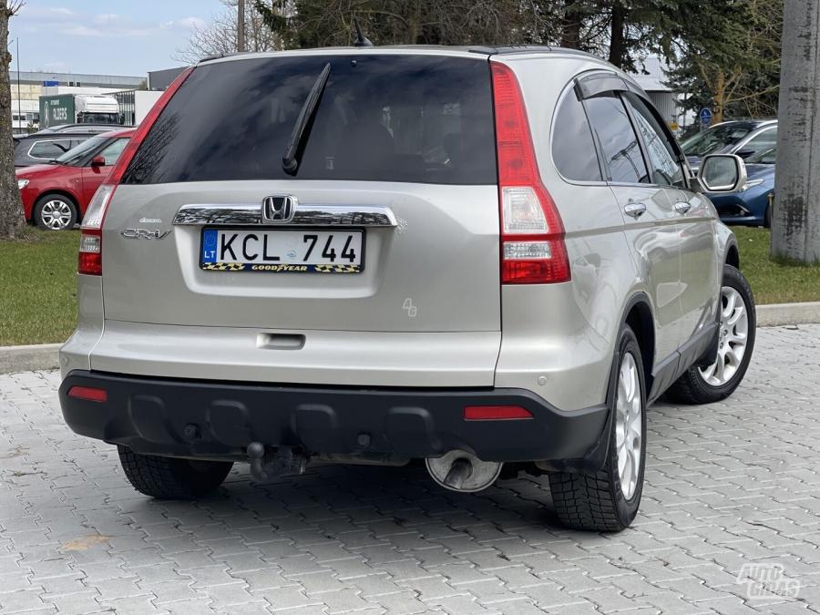 Honda CR-V 2007 Šauļi, ar dzinēja tilpumu 2.20 L un nobraukumu 293 tūkst. km par 3750 €, foto 7 vietnē AUTOMOTO.COM.LV